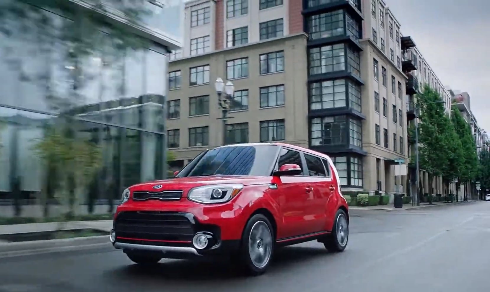 Kia e-Soul 64 kWh - (Battery Energy 67.5 kWh, Torque 395 Nm) - Electric ...